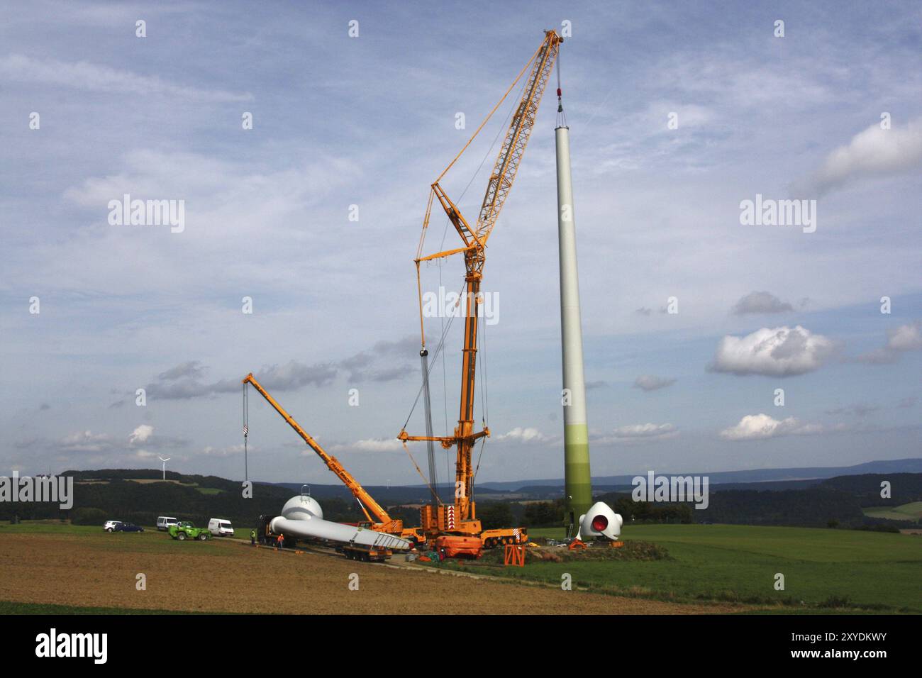 Wind turbine assembly Stock Photo - Alamy