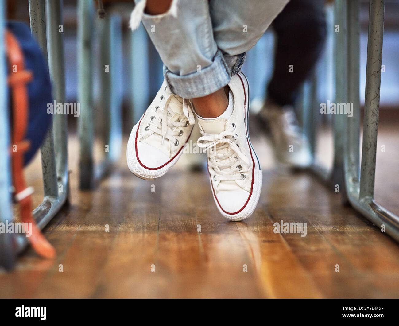 Feet desk under desk hi-res stock photography and images - Alamy