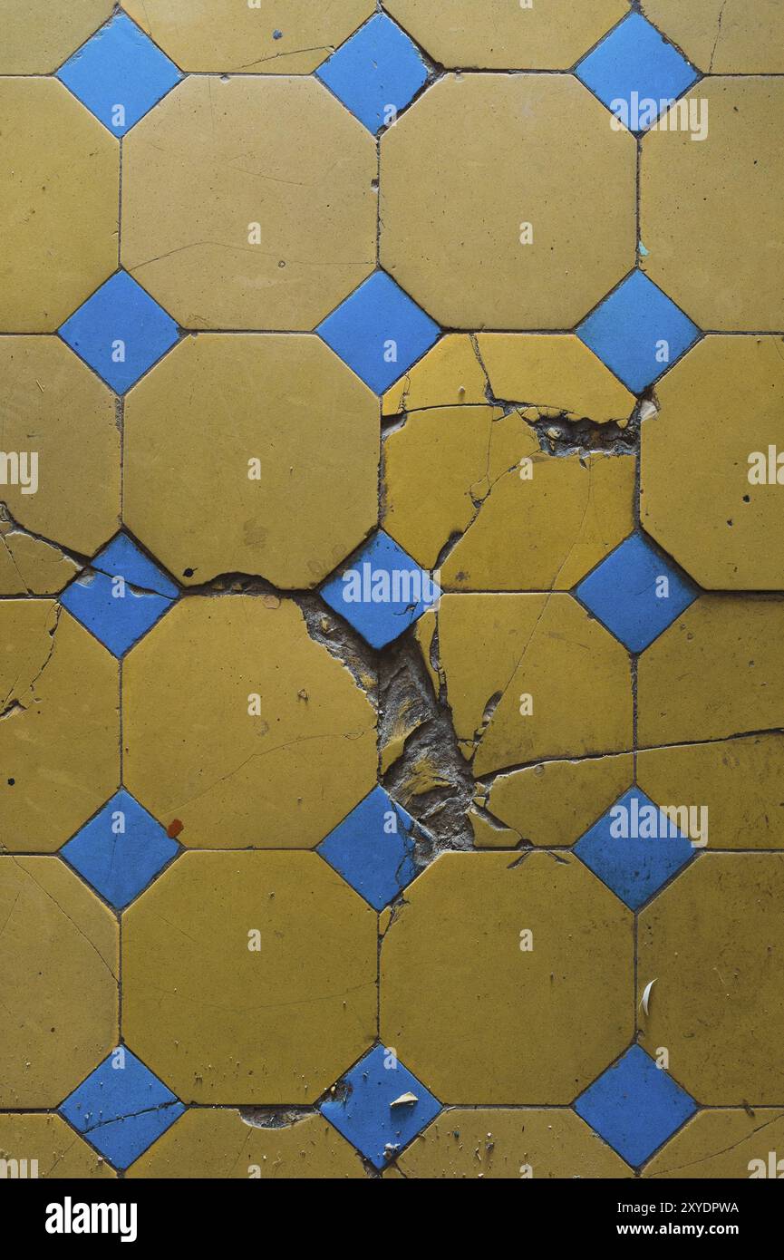 Square pattern tone colors hi-res stock photography and images - Alamy