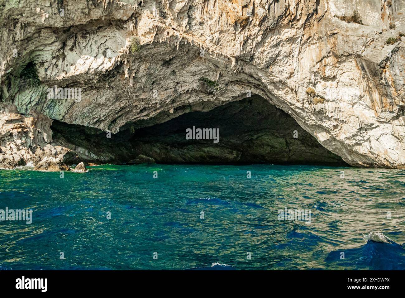Rugged seaside cave hi-res stock photography and images - Alamy