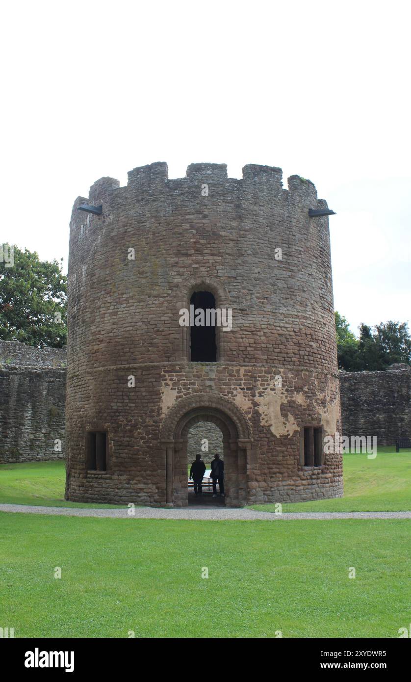 Ludlow Castle, Ludlow, Shropshire, England, UK - St Mary Magdalen ...