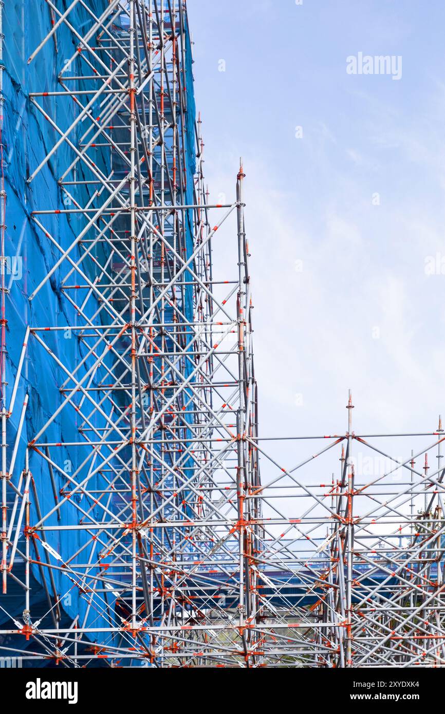 Lateral framings hi-res stock photography and images - Alamy