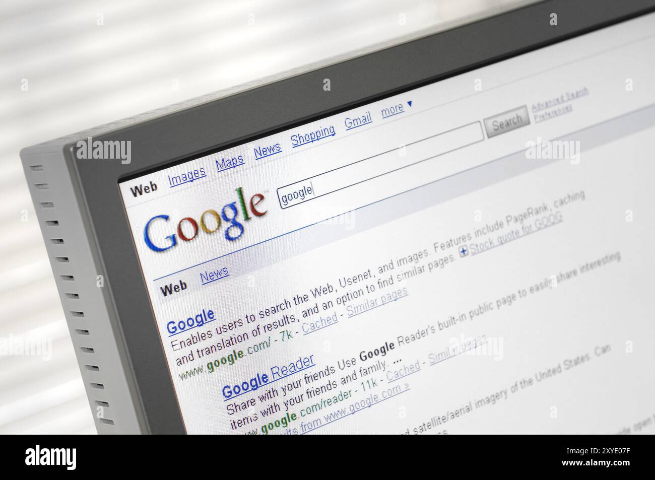 Internet computer pc google search engine hi-res stock photography and ...