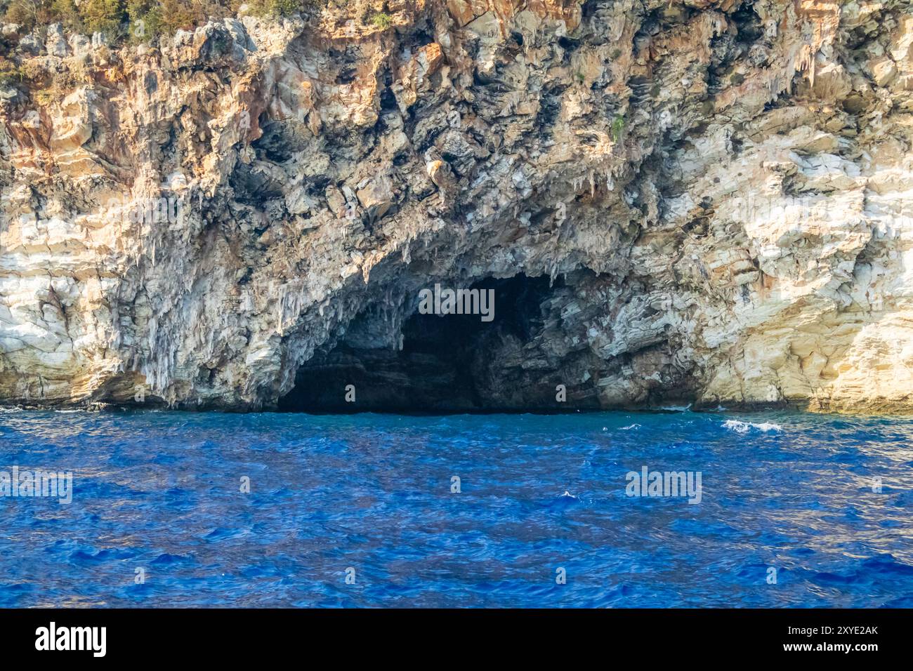 Rugged seaside cave hi-res stock photography and images - Alamy