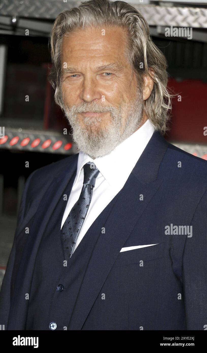 Jeff Bridges at the Los Angeles premiere of 'Only The Brave' held at ...
