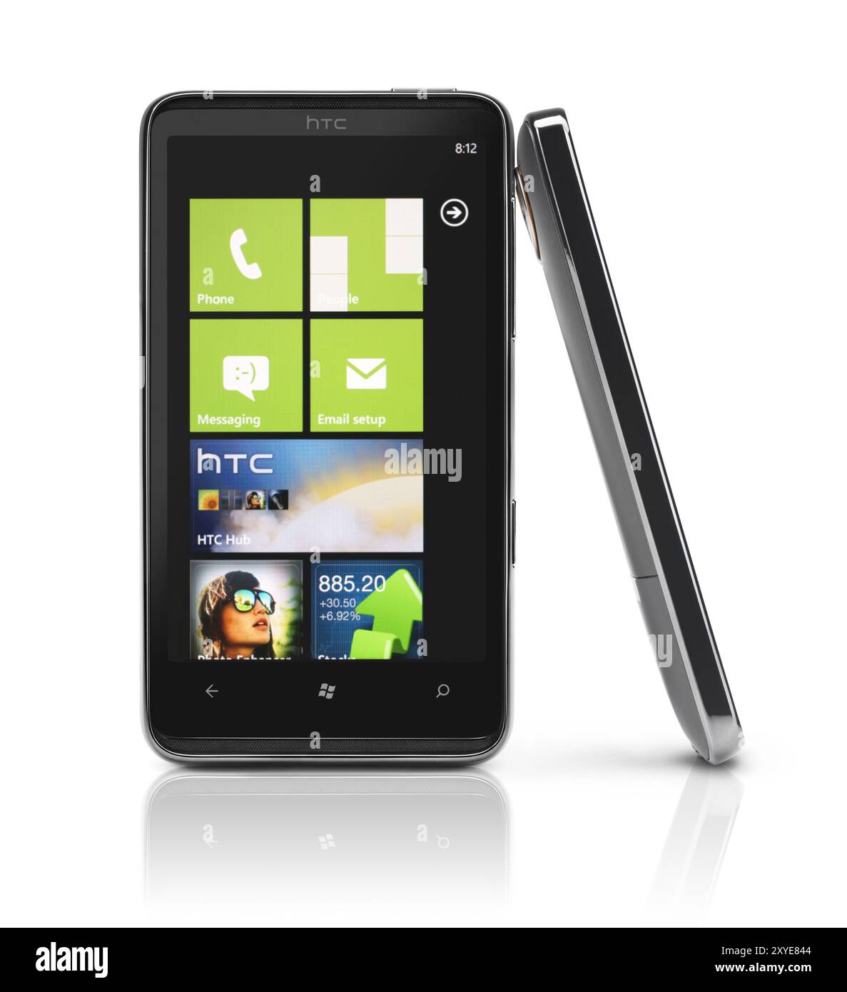 Screens tiles hi-res stock photography and images - Alamy