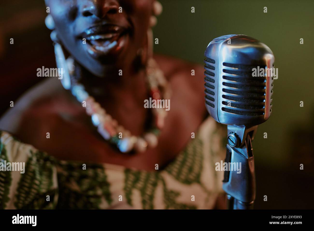 Talented african american singer singing hi-res stock photography and ...