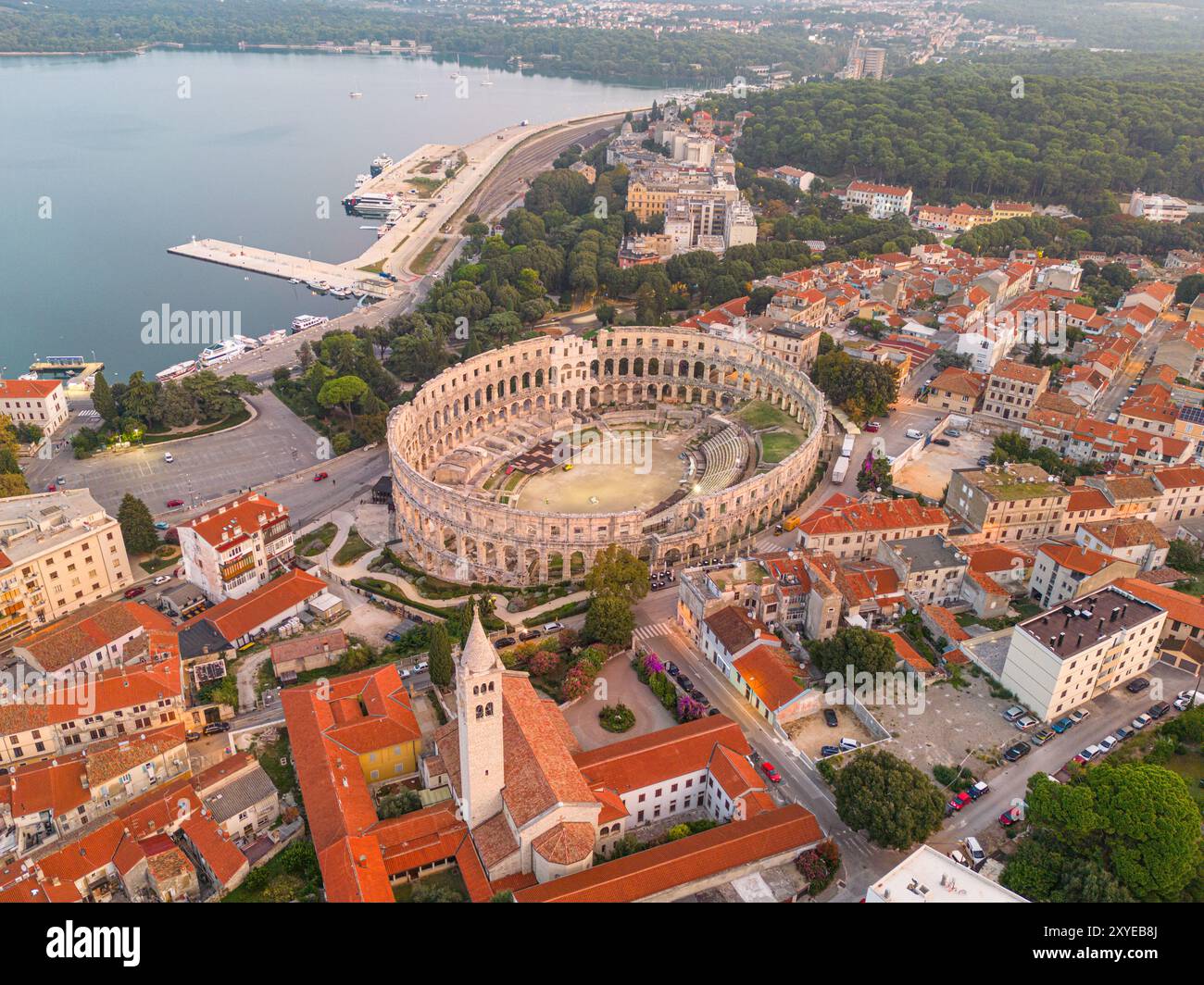 Arena pula ancient roman amphitheatre hi-res stock photography and ...