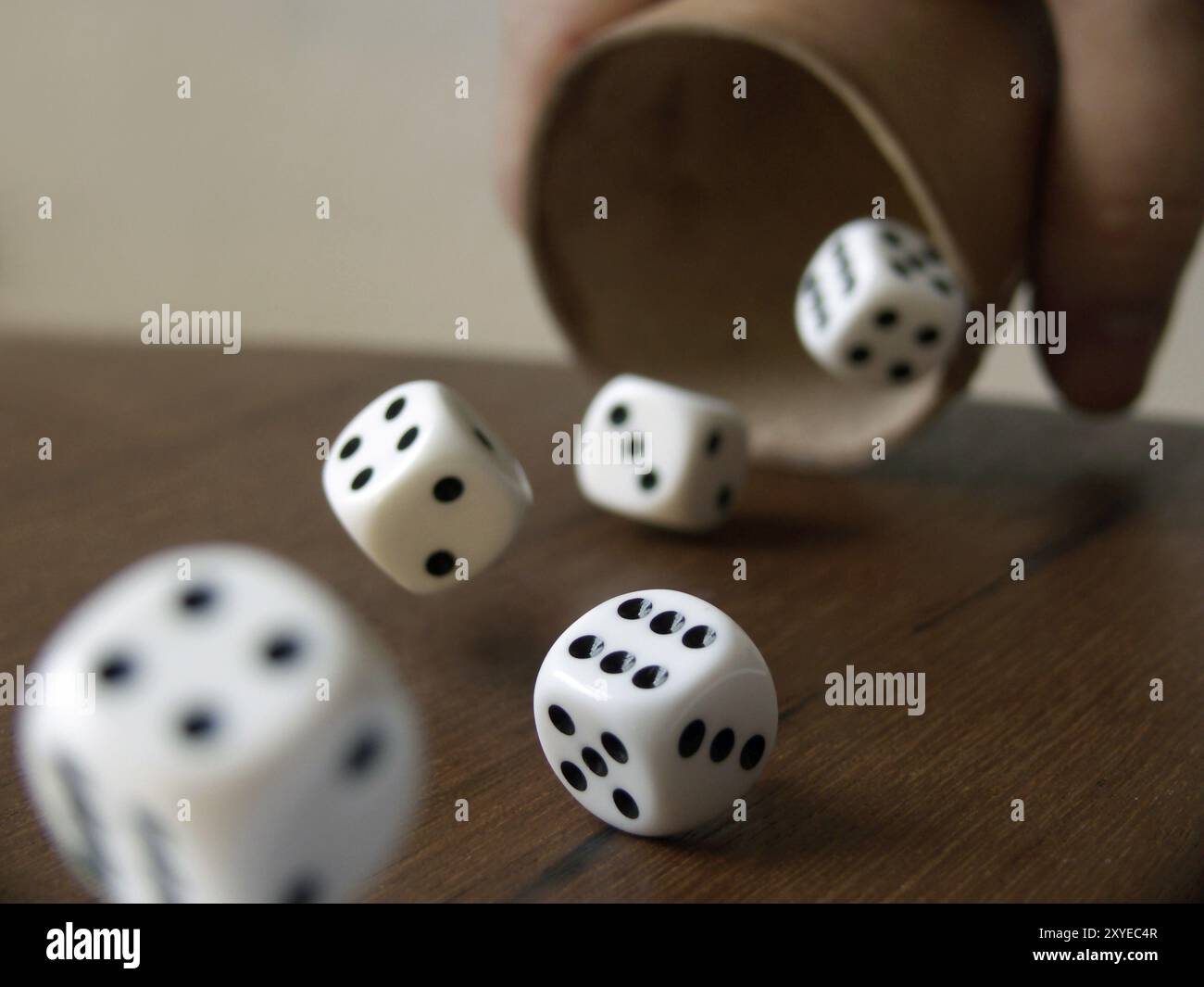 Wuerfel & Becher Stock Photo - Alamy