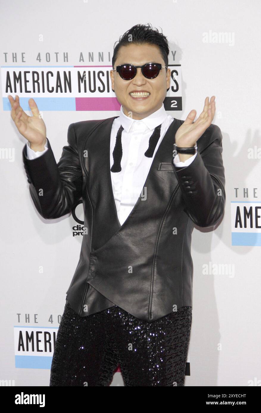 Psy singer hi-res stock photography and images - Alamy