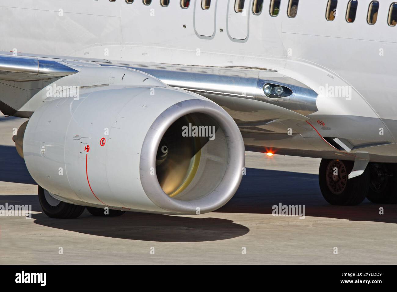Aircrafts engines hi-res stock photography and images - Alamy