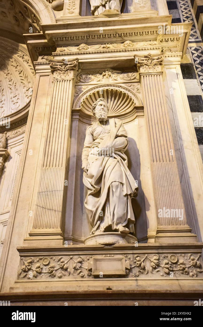 Siena, Italy, Saint Paul by Michelangelo Buonarroti statue of Siena ...