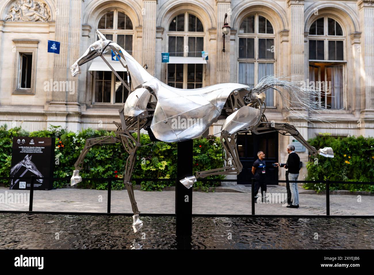 Paris, France. 29th Aug, 2024. This photograph shows Zeus, the metal horse of the Paris 2024 ...