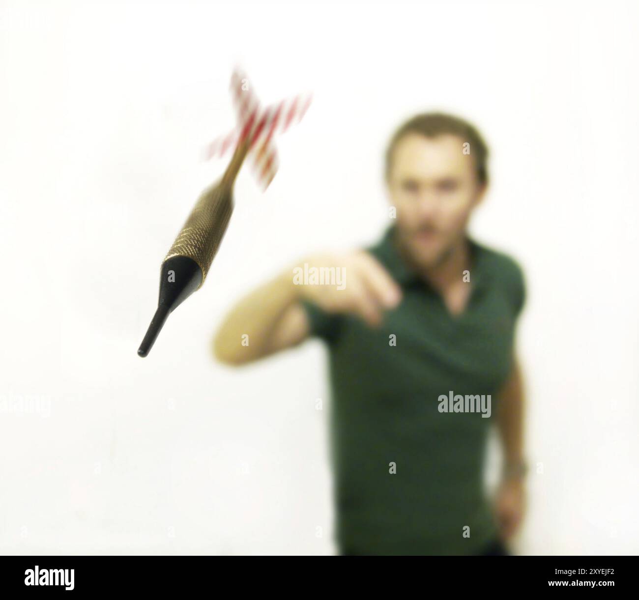 Mens darts hi-res stock photography and images - Alamy