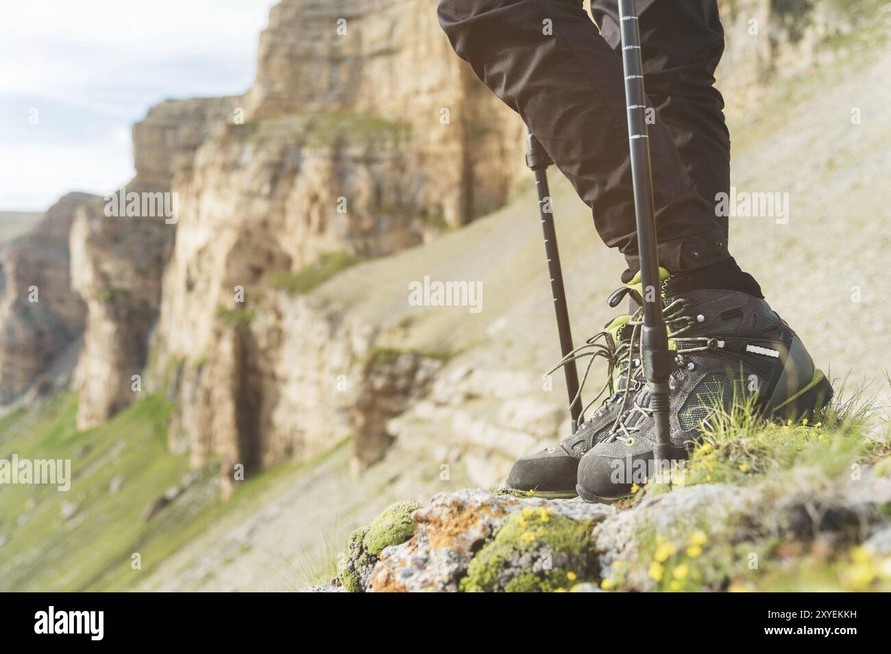 Open legs women hi-res stock photography and images - Alamy