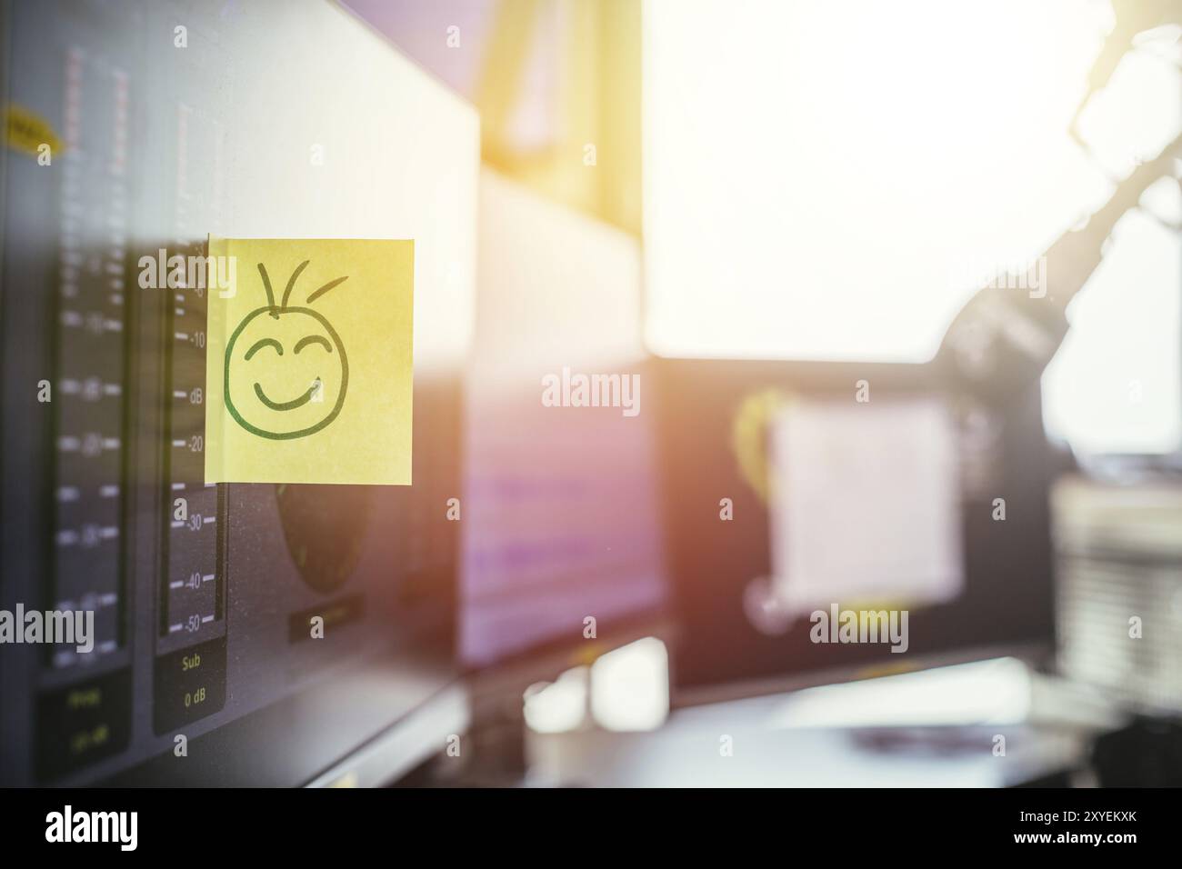 Feedback and motivation concept: Smiley Illustration at the working ...