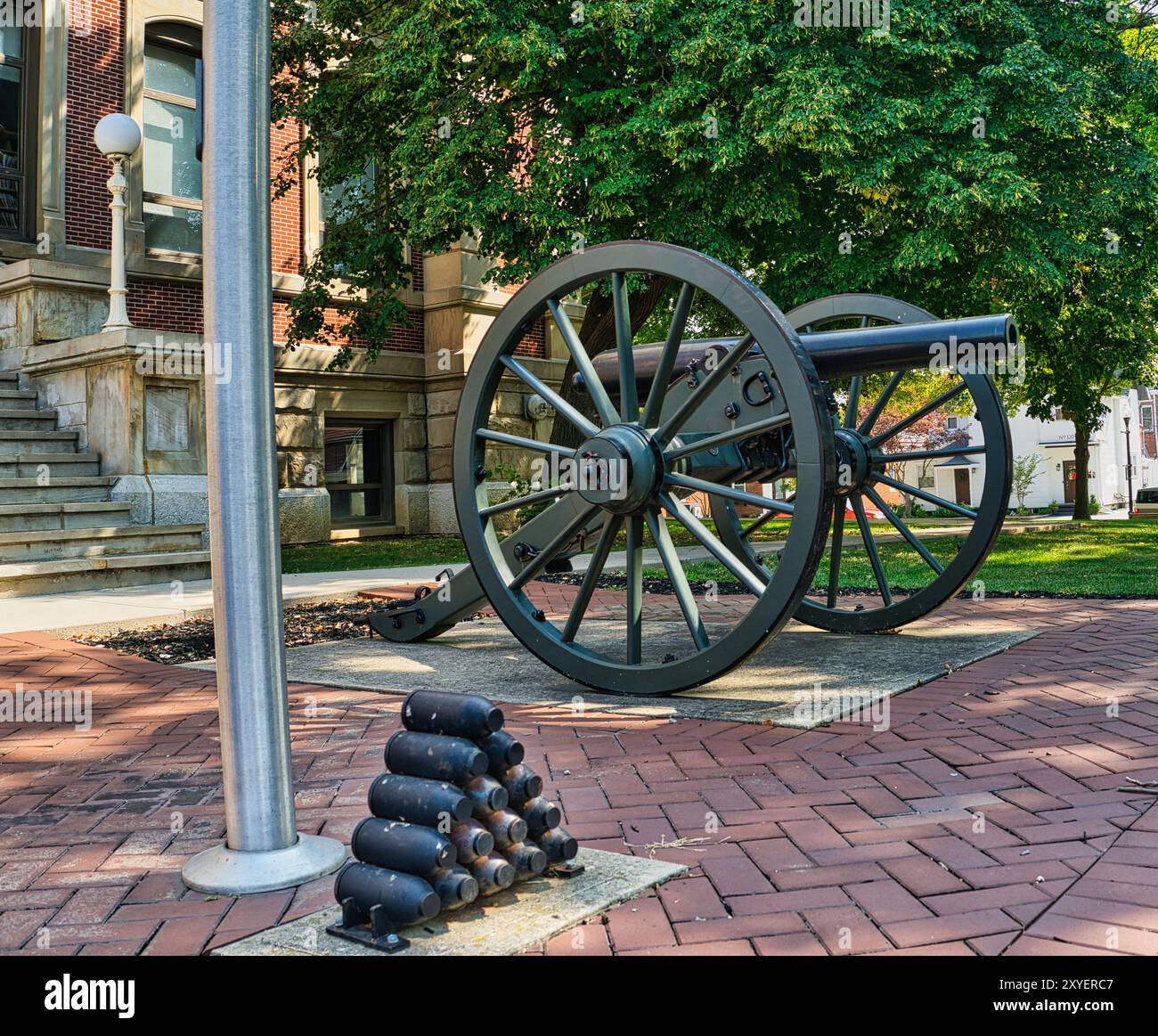 Replica canons built by the Steen cannon and ordnance, works, in ...