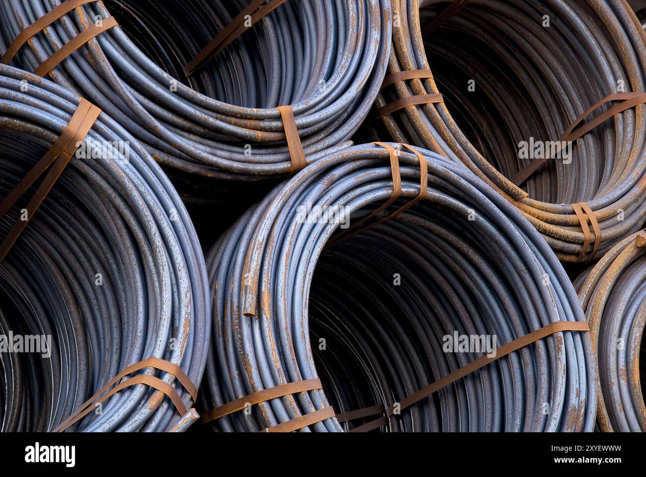Top view stacked wire hi-res stock photography and images - Alamy