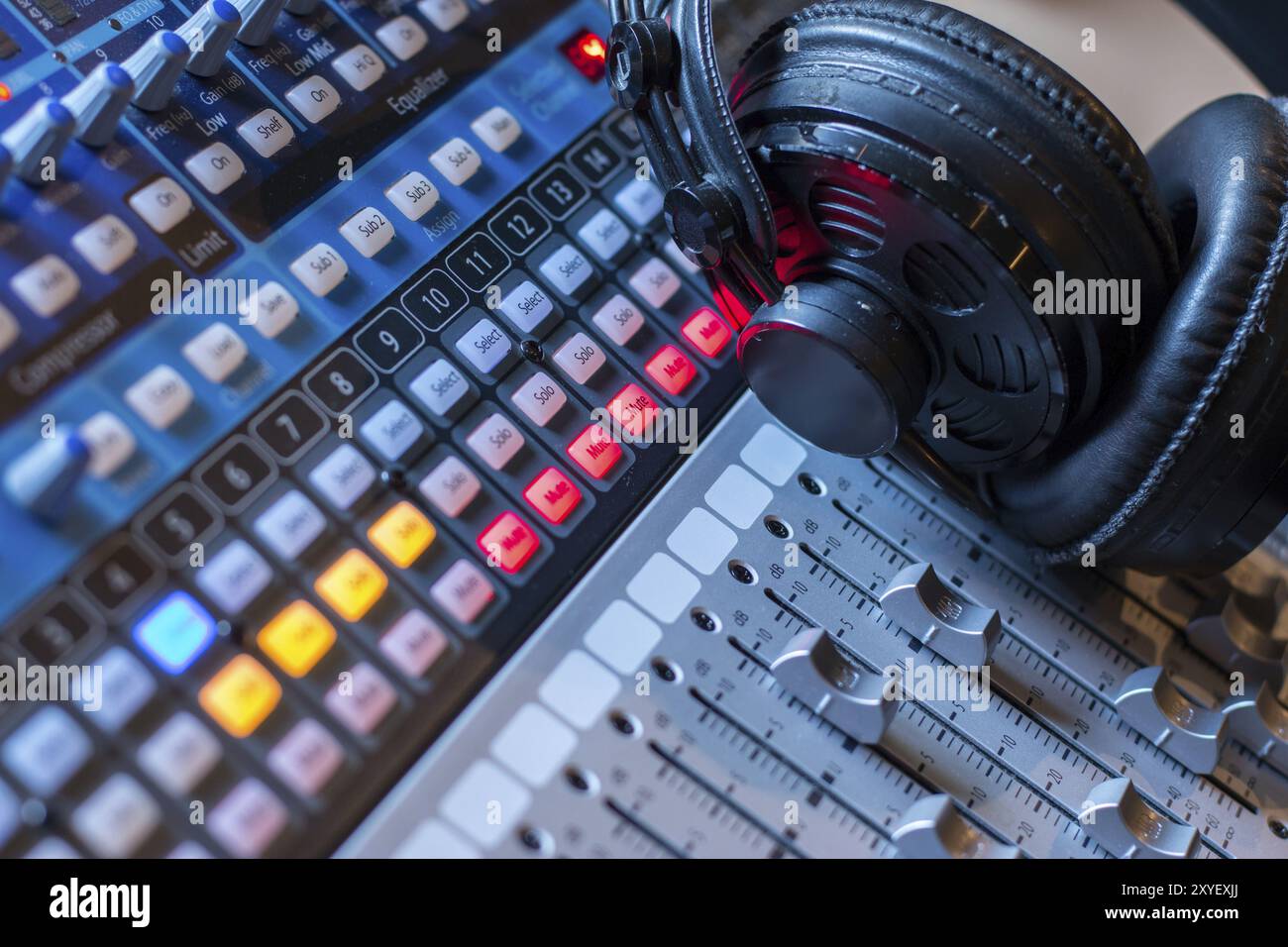 Professional sound recording studio: Headphones on a mixer desk, Radio ...