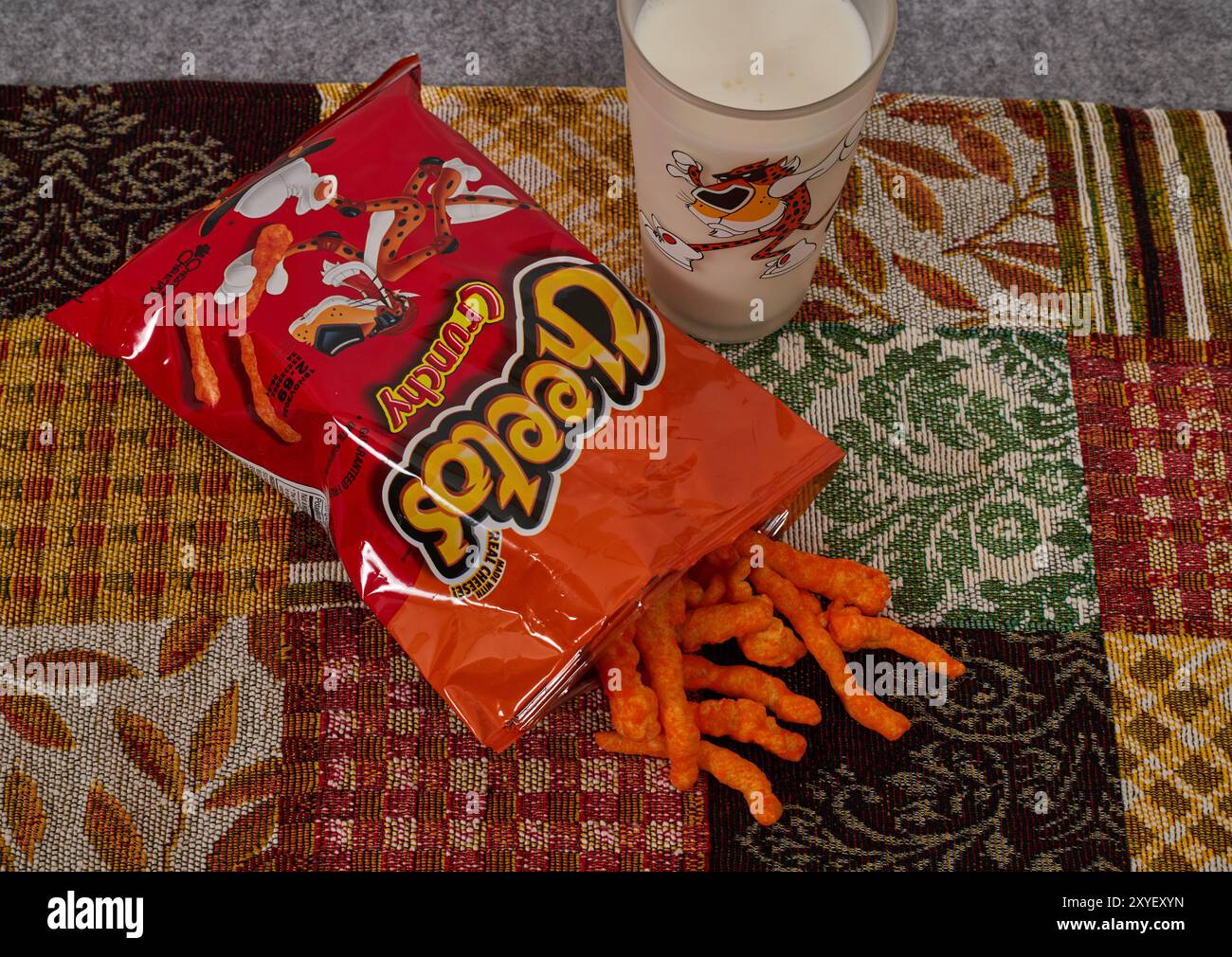 Slogans the cheese that goes crunch hi-res stock photography and images ...