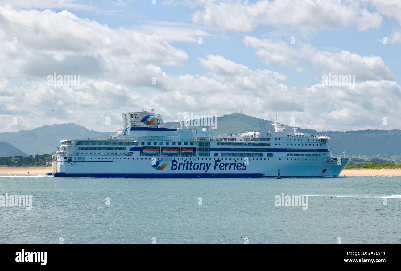 Brittany Ferries RoRo ferry Pont Aven in the bay arriving to the port ...