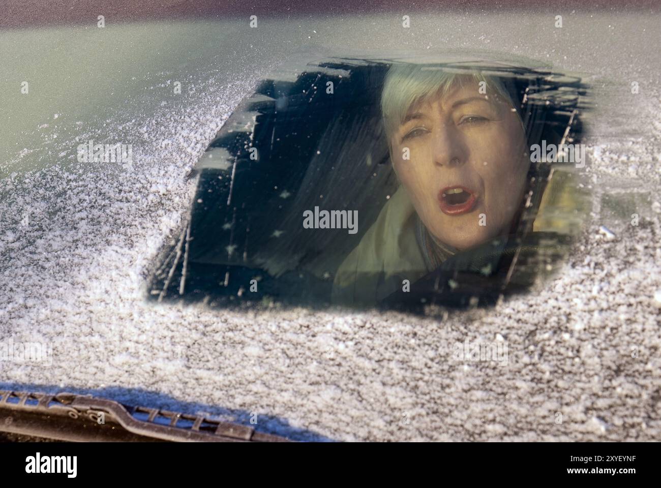 Frosted windscreen hi-res stock photography and images - Alamy