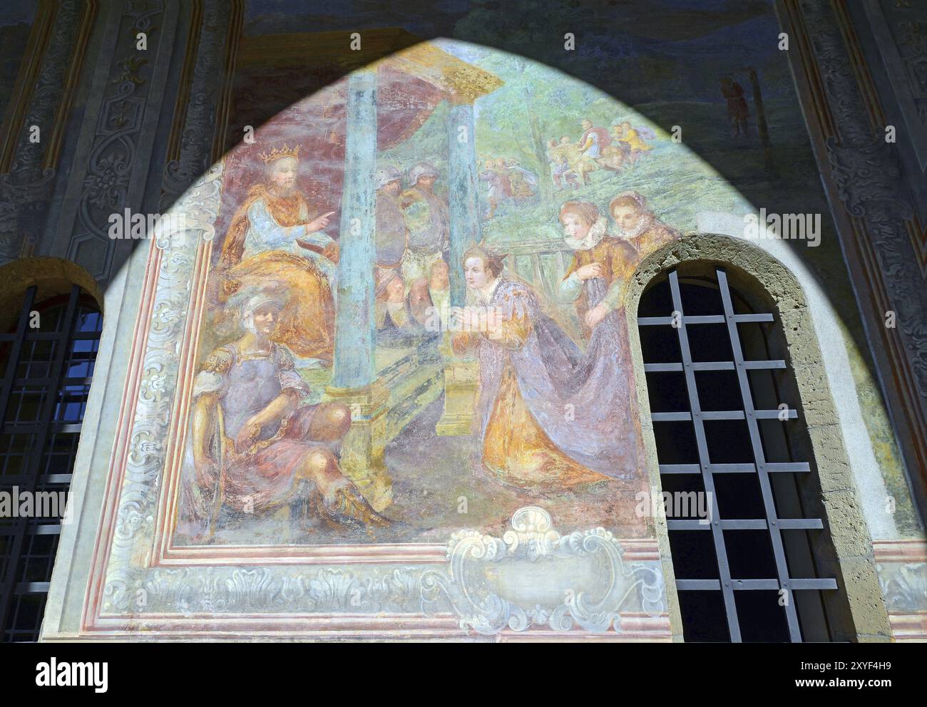 Fragments of ceilings hi-res stock photography and images - Alamy