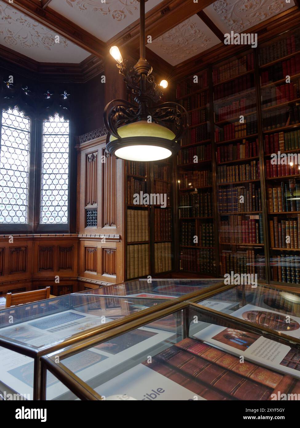 Interior of John Rylands Research Institute and Library in Manchester ...