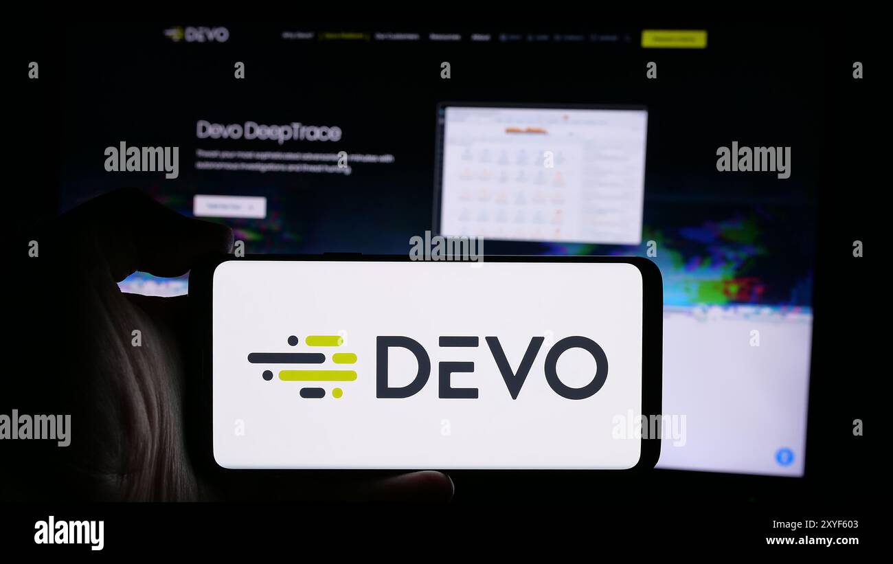 Siem solution hi-res stock photography and images - Alamy