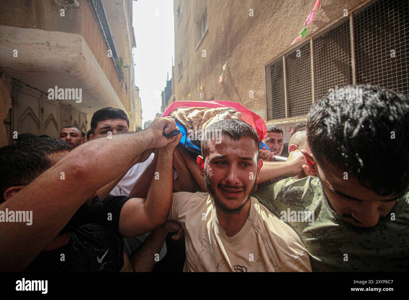 Gaza dead bodies 2024 hi-res stock photography and images - Alamy