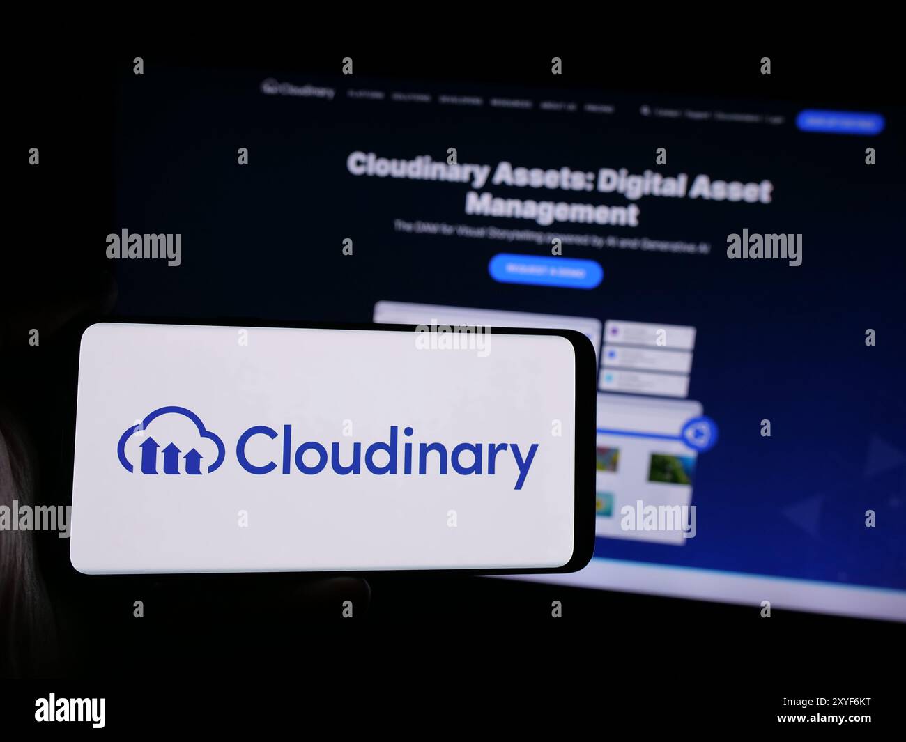 Cloudinary logo hi-res stock photography and images - Alamy