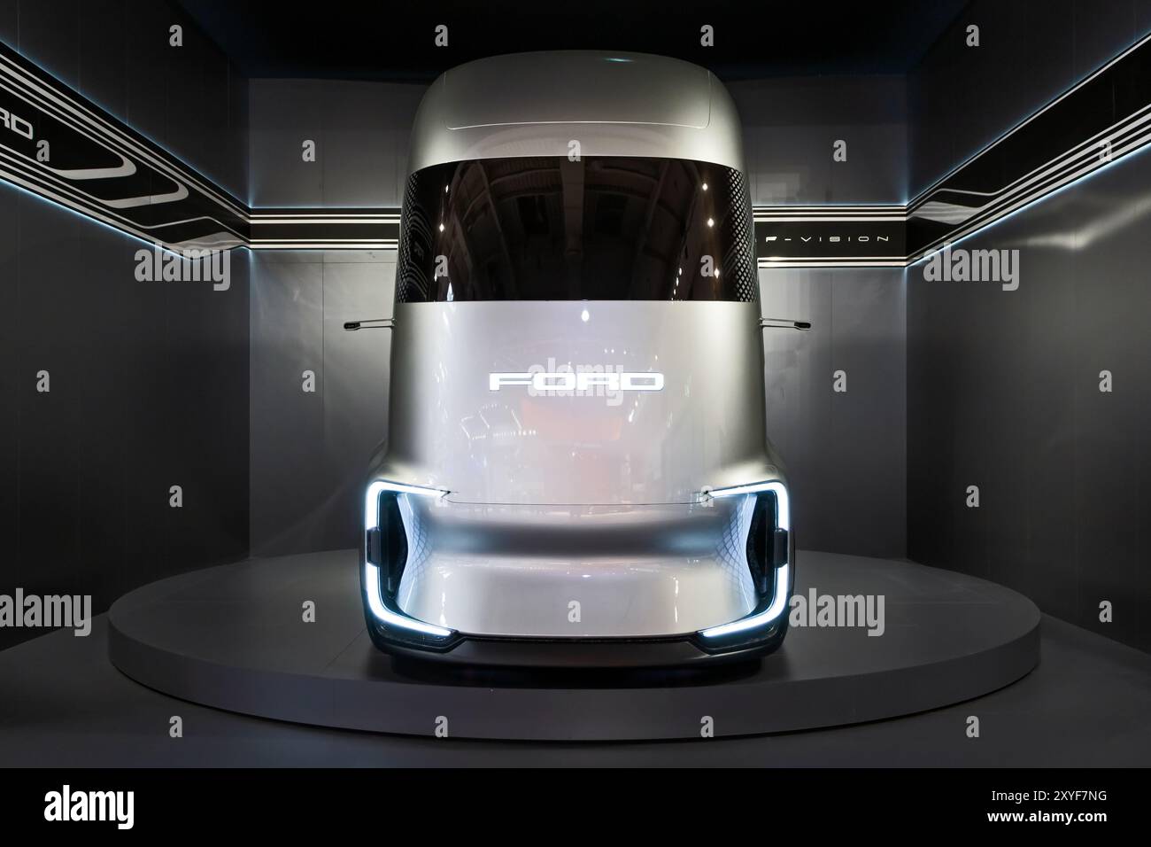 Ford F-Vision Future Truck, electric and autonomous, showcased at the ...