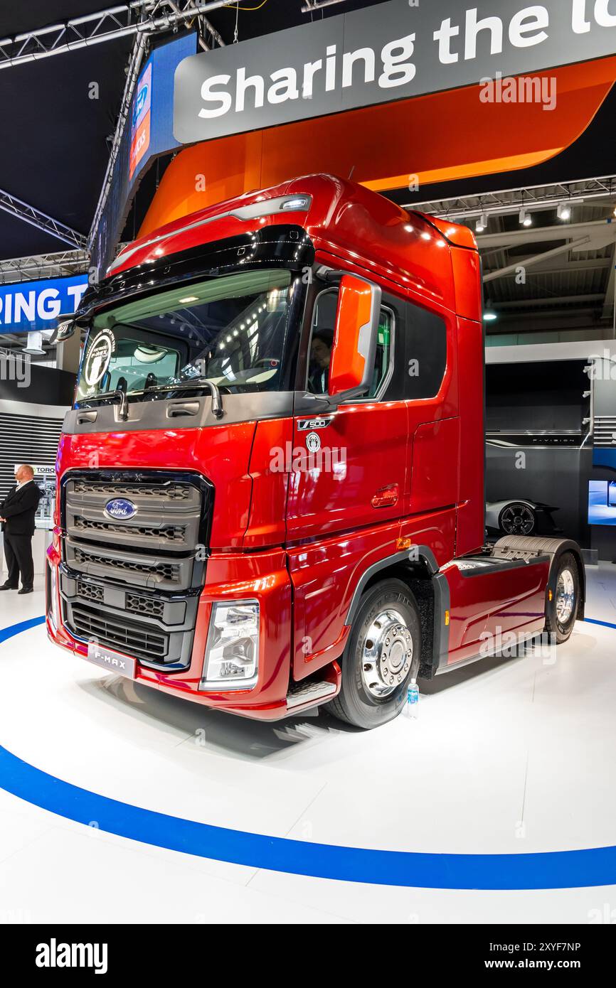 F 500 truck hi-res stock photography and images - Alamy