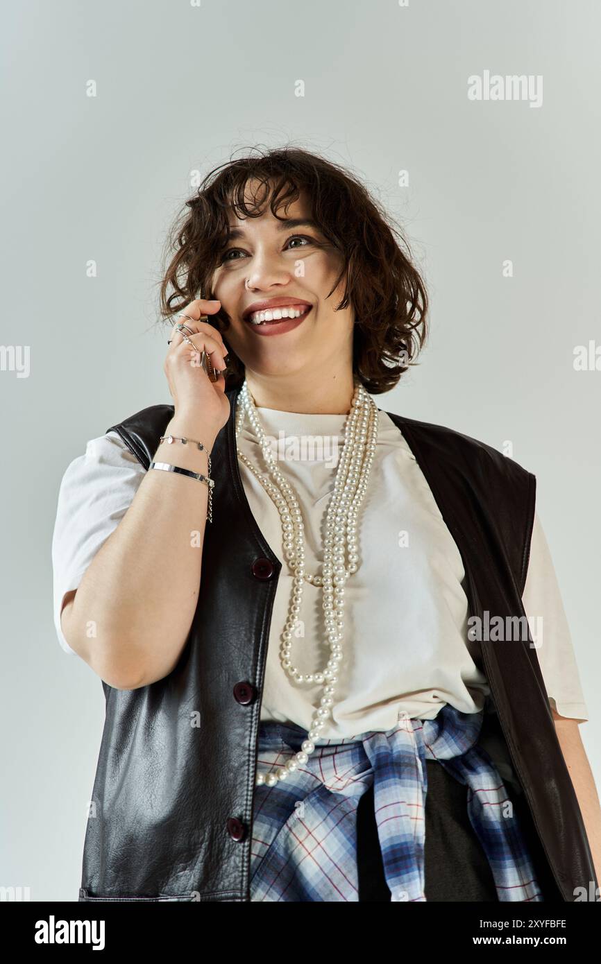 Beautiful emotional woman talking hi-res stock photography and images ...