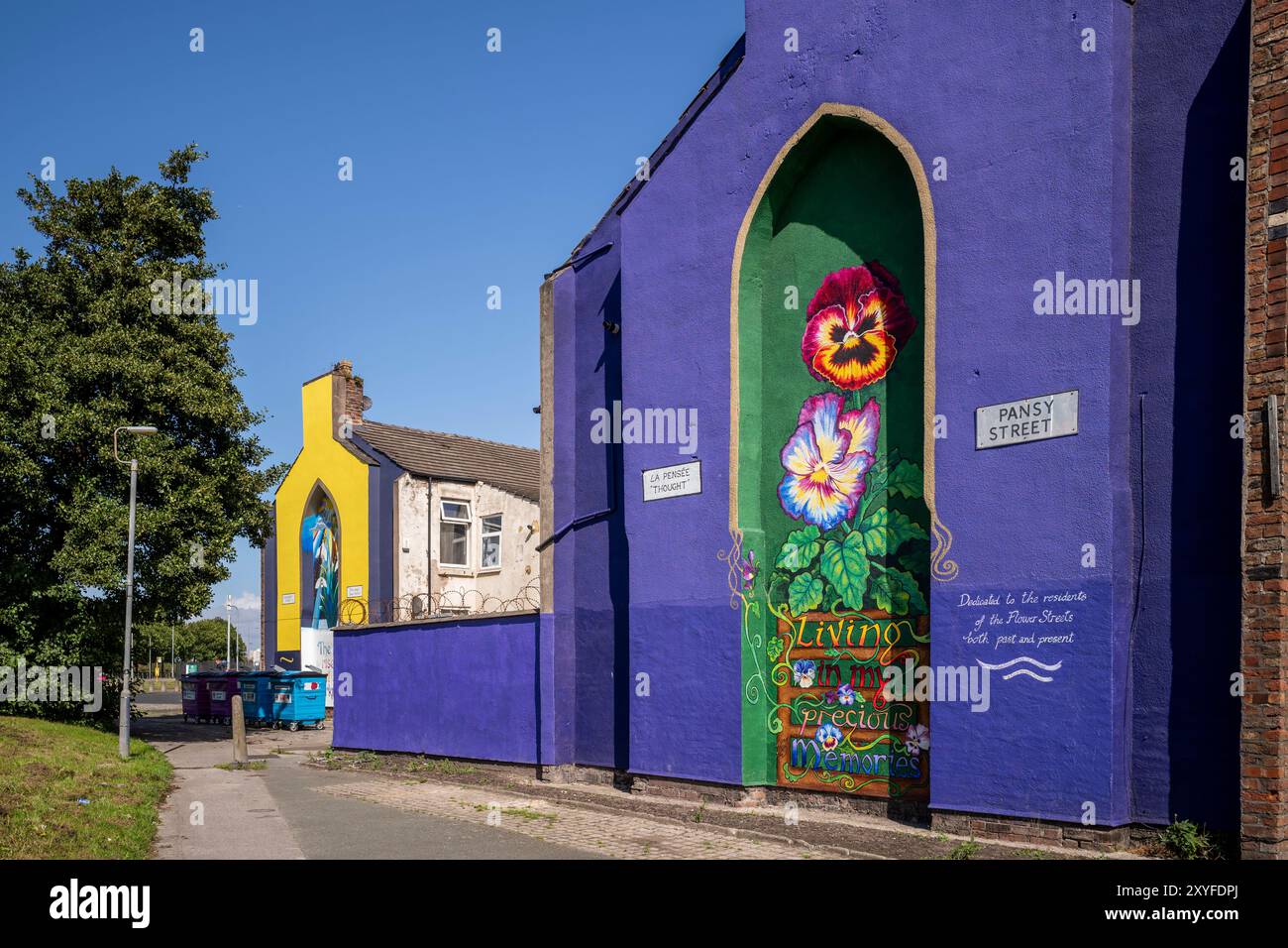 Liverpool city council culture team hi-res stock photography and images ...