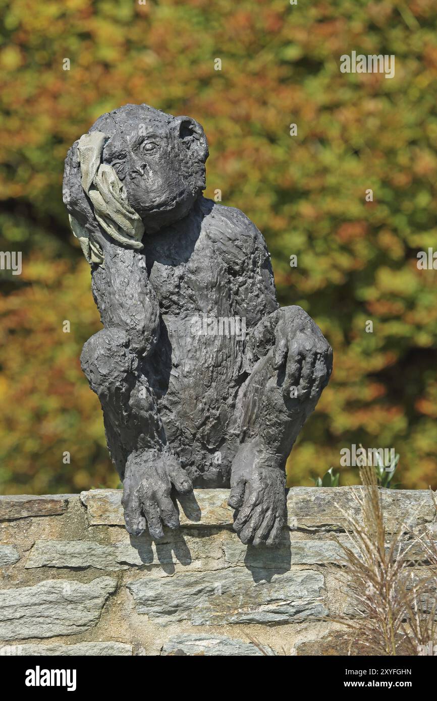 Sculpture A & E Monkey by Laura Ford, monkey figure, sitting, detail ...