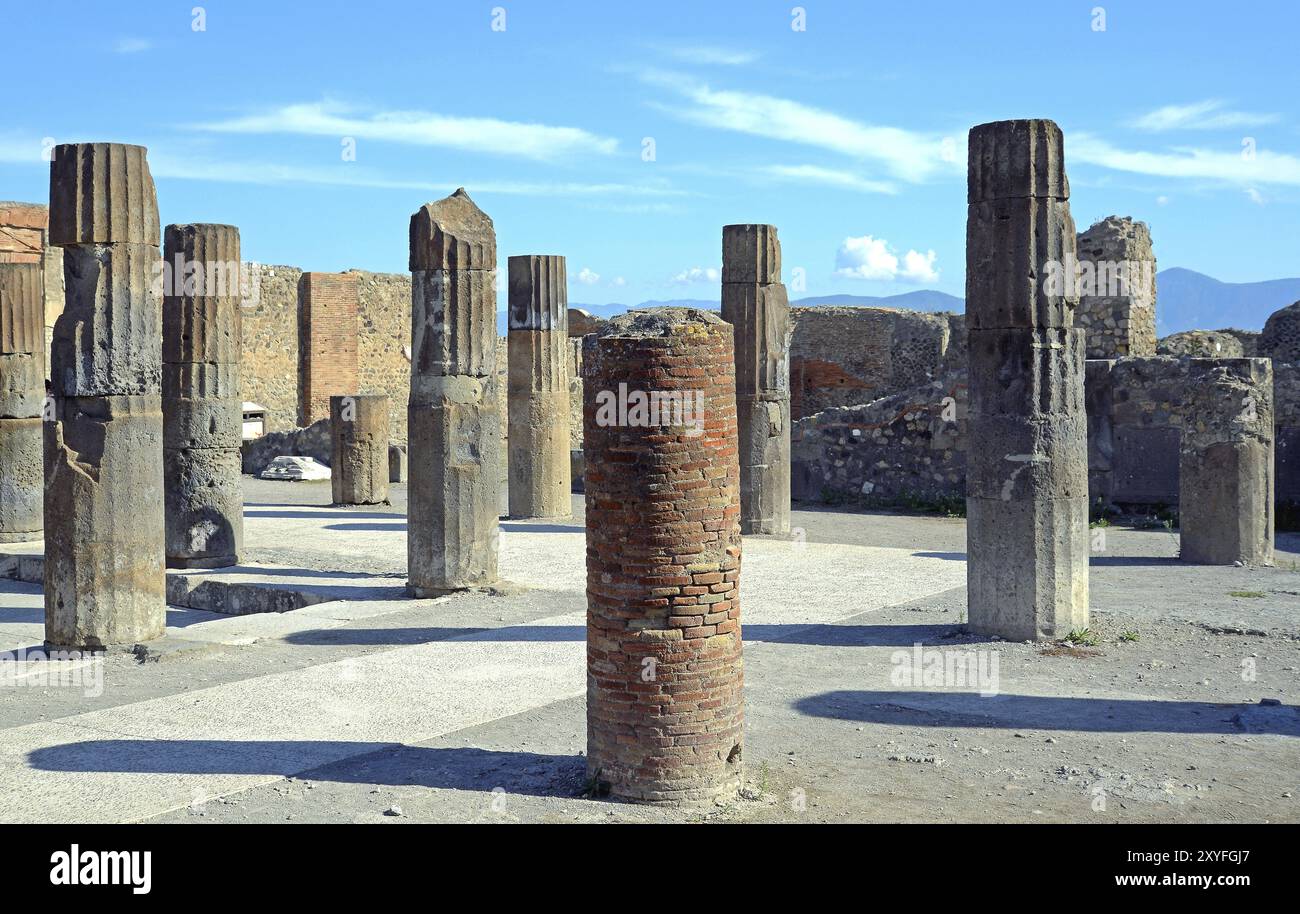 Columns on the forum of Pompeii Stock Photo - Alamy