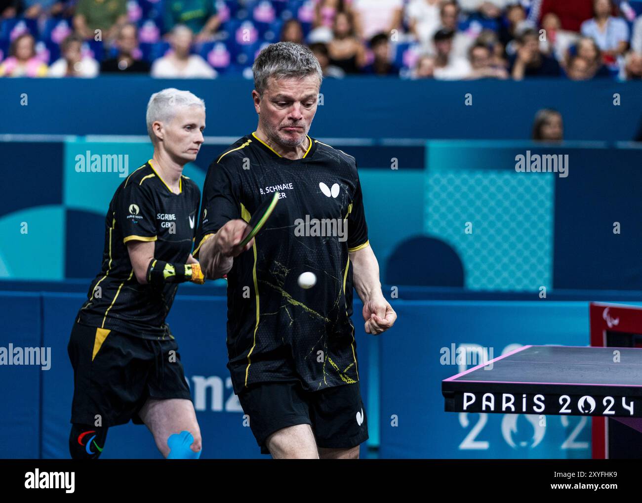 PARIS, FRANCE - AUGUST 29: Stephanie GREBE (GER) (L), startclass WK6 ...