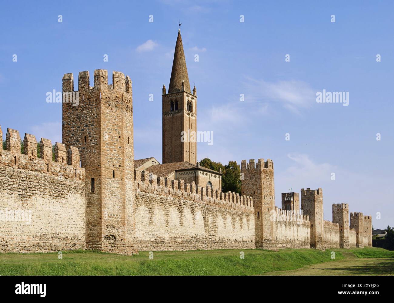 Catedral montagnana hi-res stock photography and images - Alamy
