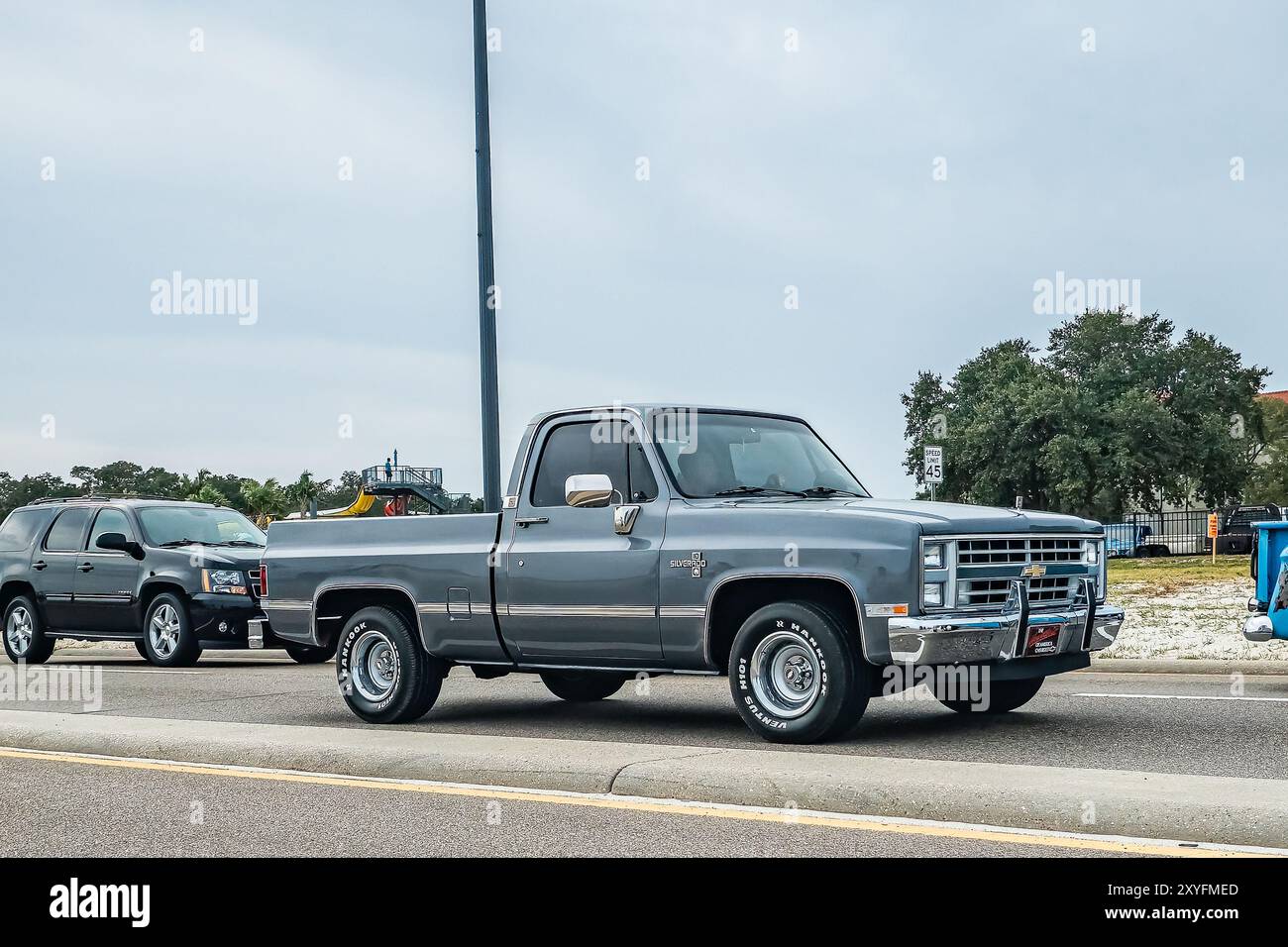 1987 chevrolet silverado hi-res stock photography and images - Alamy