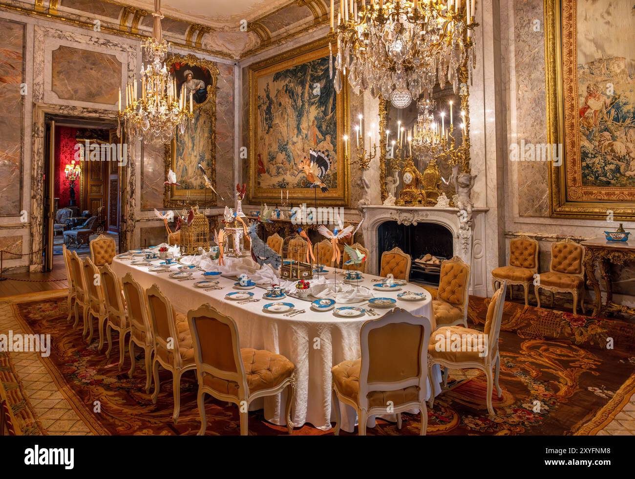Waddesdon manor interior hi-res stock photography and images - Alamy