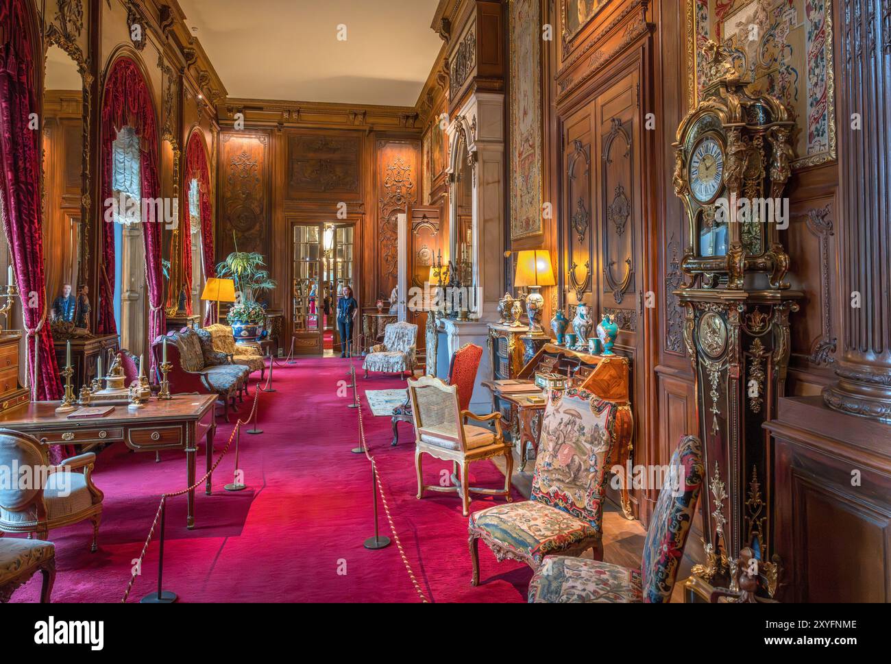 Waddesdon manor interior hi-res stock photography and images - Alamy