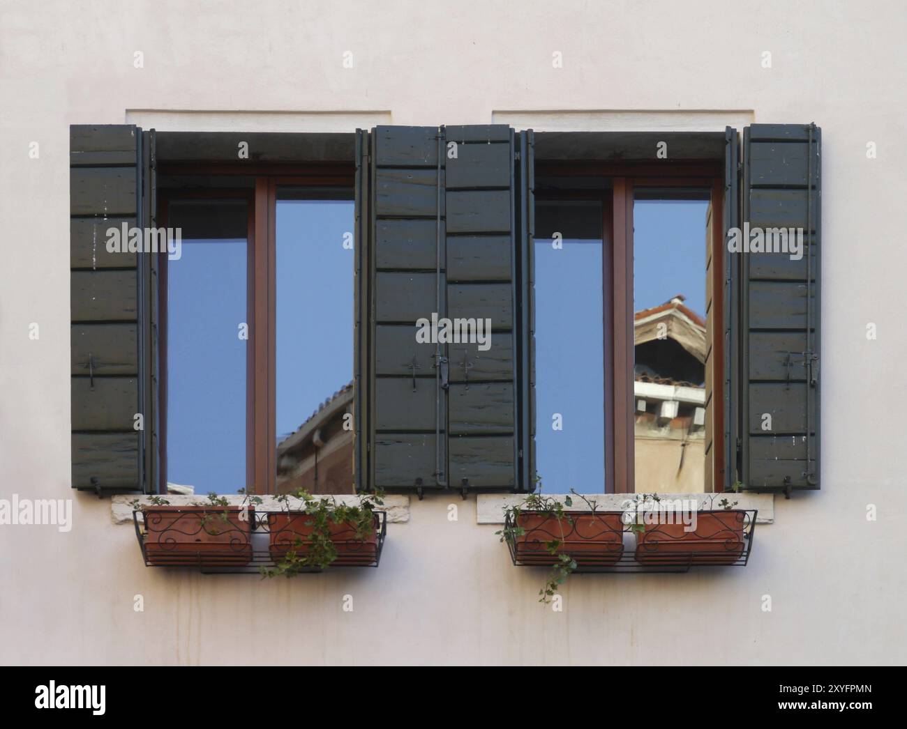 Italian windows shutter blinds hi-res stock photography and images - Alamy