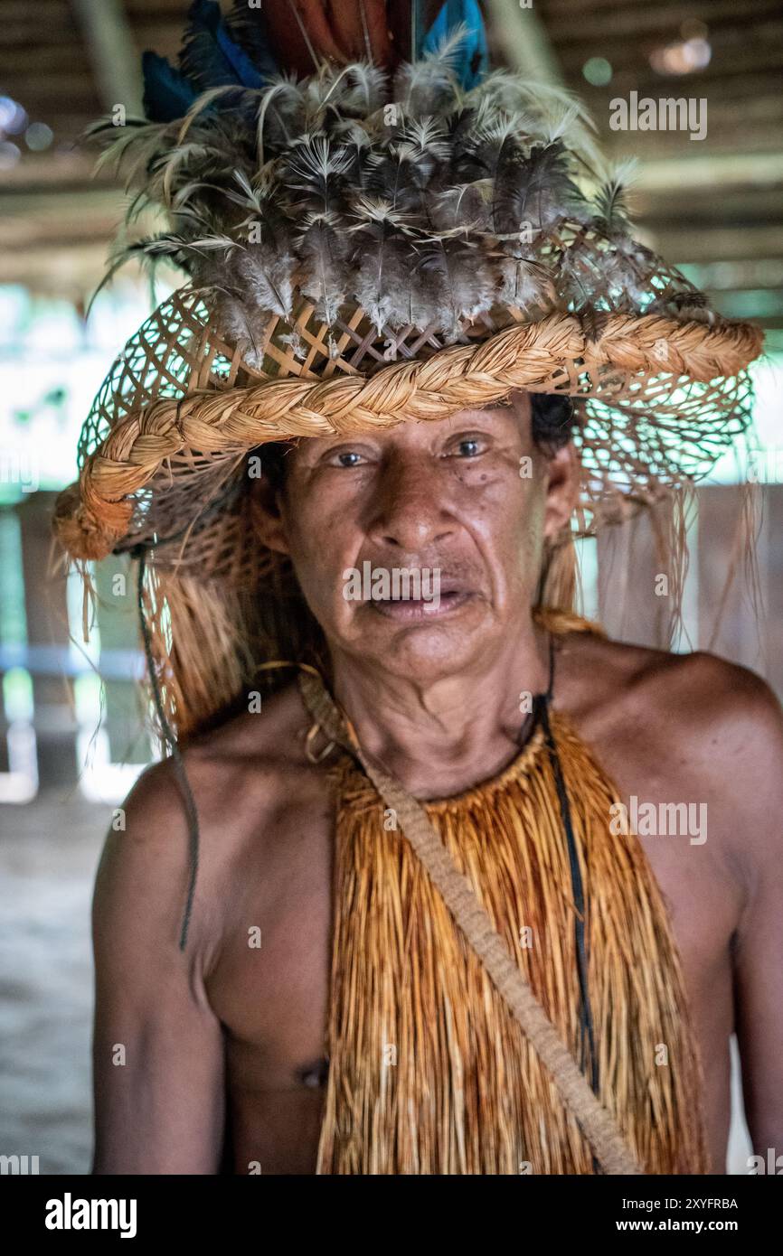 Amazon rainforest indigenous village hi-res stock photography and ...