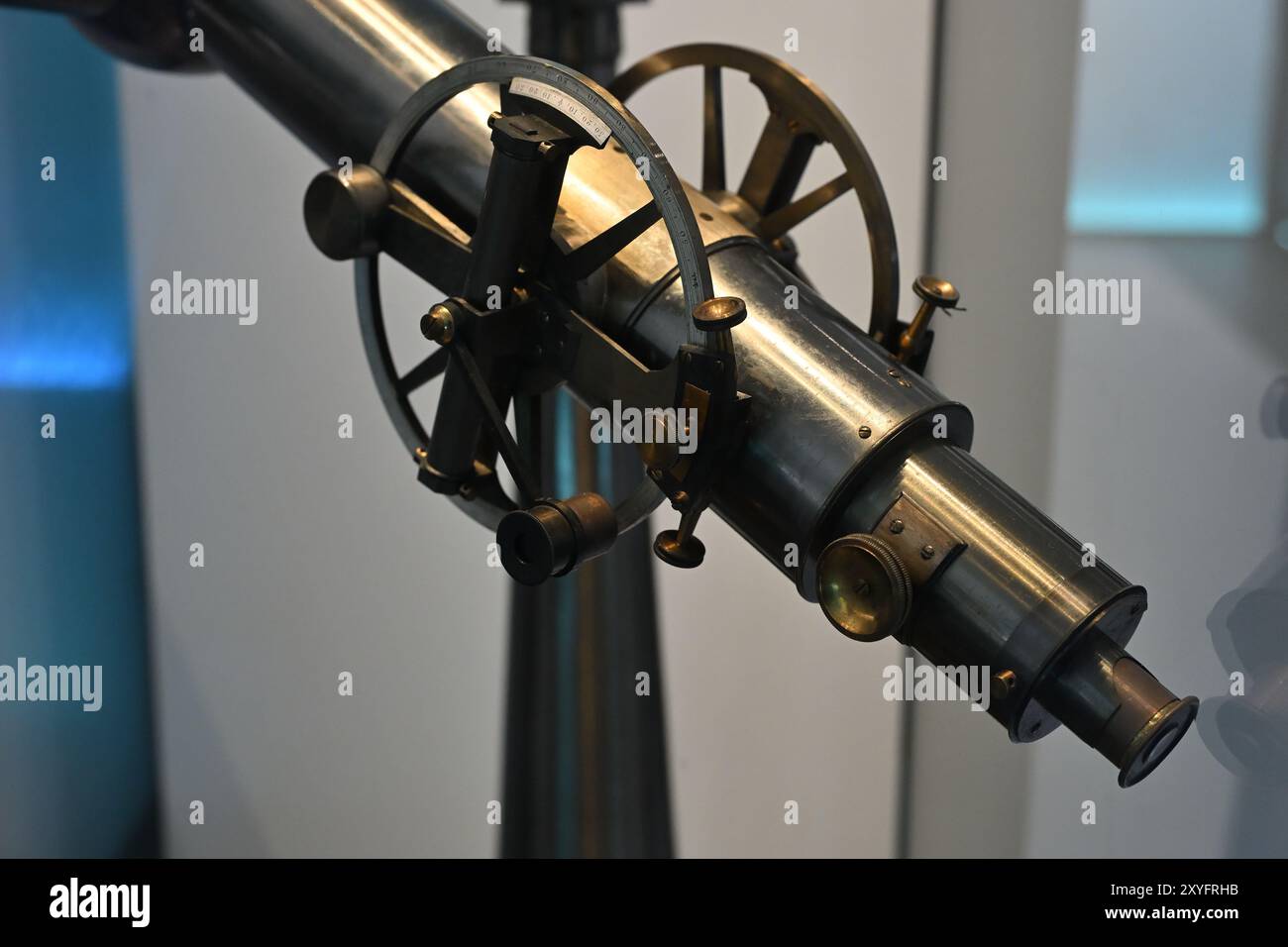 Portable transit instrument - 1901 on display at The National Maritime ...