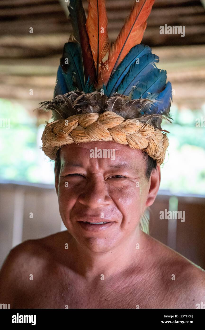Amazon rainforest indigenous village hi-res stock photography and ...