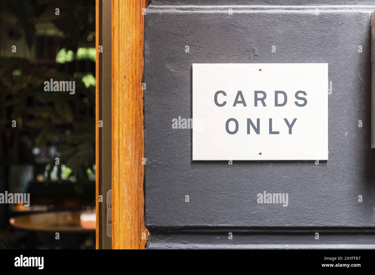Cards only sign hi-res stock photography and images - Alamy
