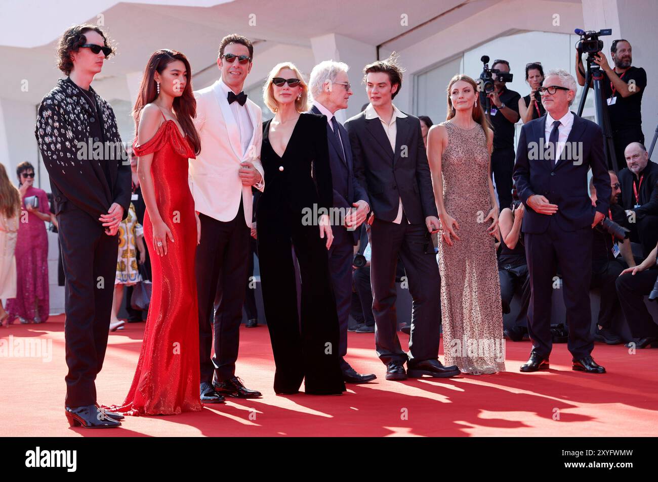 Kodi Smit-McPhee, Jung Ho-yeon, Sacha Baron Cohen, Cate Blanchett ...