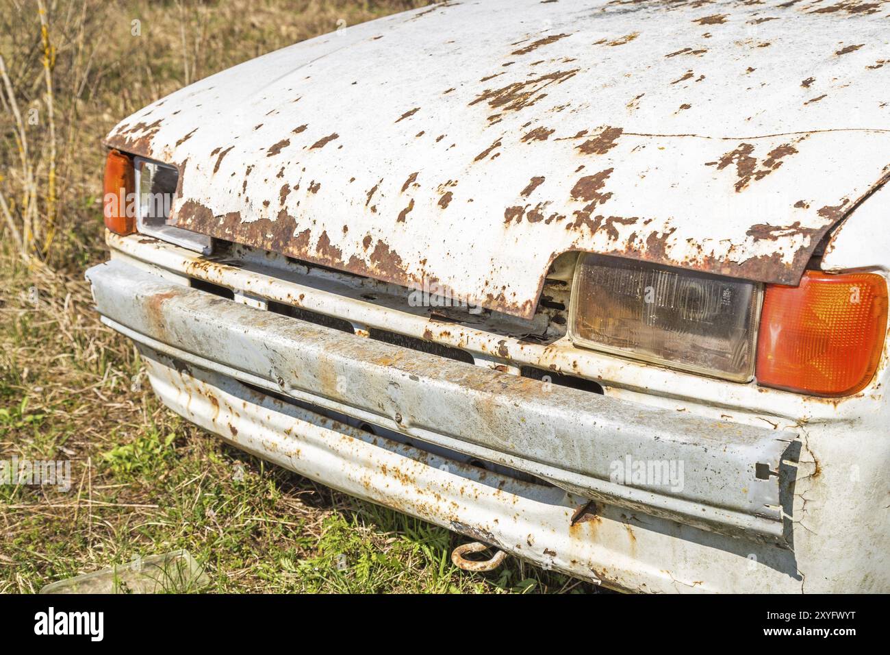 Scrap cars wrecks rotting hi-res stock photography and images - Alamy