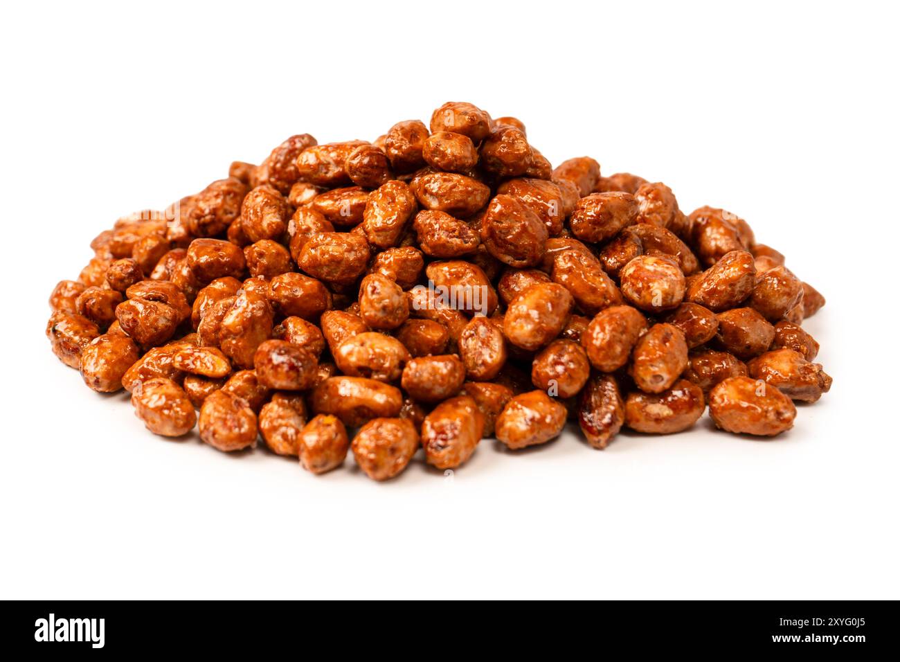 Tasty sweet roasted peanuts isolated on a white background Stock Photo ...